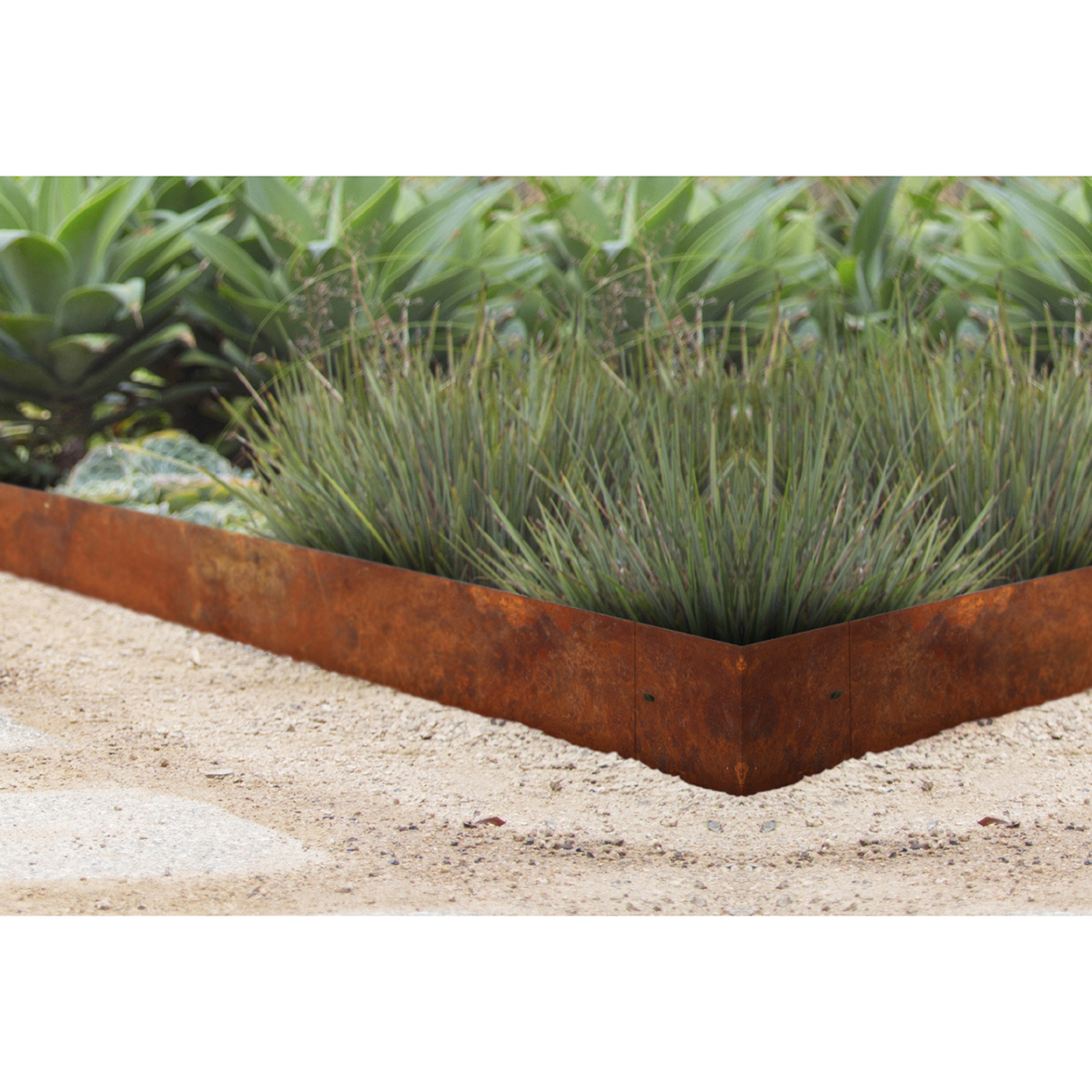 Edging: Oxy-Shield Interlocking Edging Corner